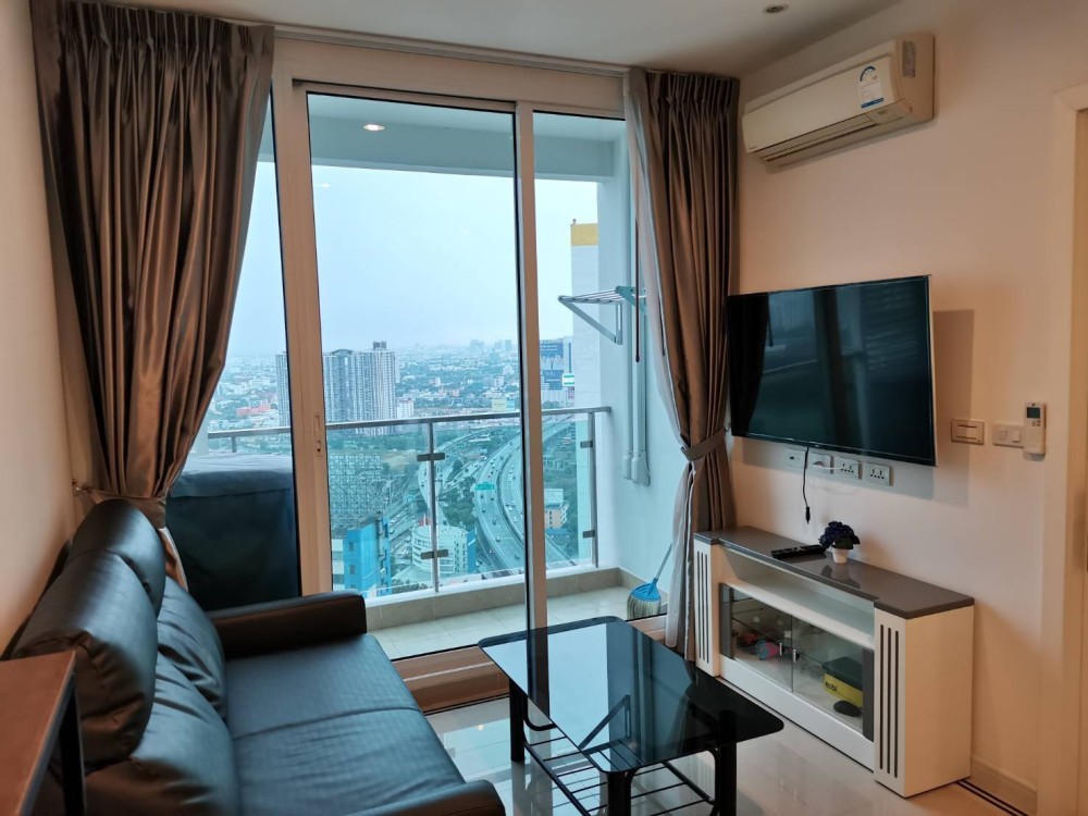 For rent!! Condo T.C. Green, 33rd floor (top floor), Building C, fully ...