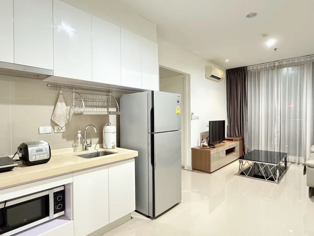 Scancondo | ให้เช่า TC Green ชั้น 28 ห้องกว้างอยู่สบาย มาพร้อมการตกแต่งที่ครบครัน จองเลย ห้ามพลาด