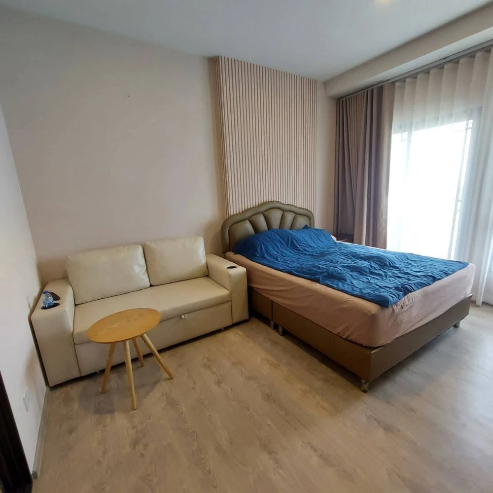 Scancondo | ให้เช่าคอนโด เดอะทรี พัฒนาการ เอกมัย ห้อง Studio Full Furnish กระเป๋าใบเดียวสามารถ ...